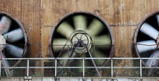 Air Moving Solutions in Commercial & Industrial Applications